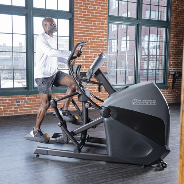 XT-One | Cross Trainer Elliptical | Octane Fitness